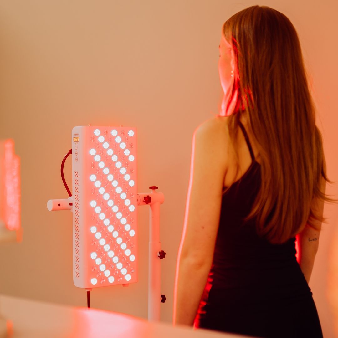 Red light therapy lamp FORCE RTL120 | Liroma